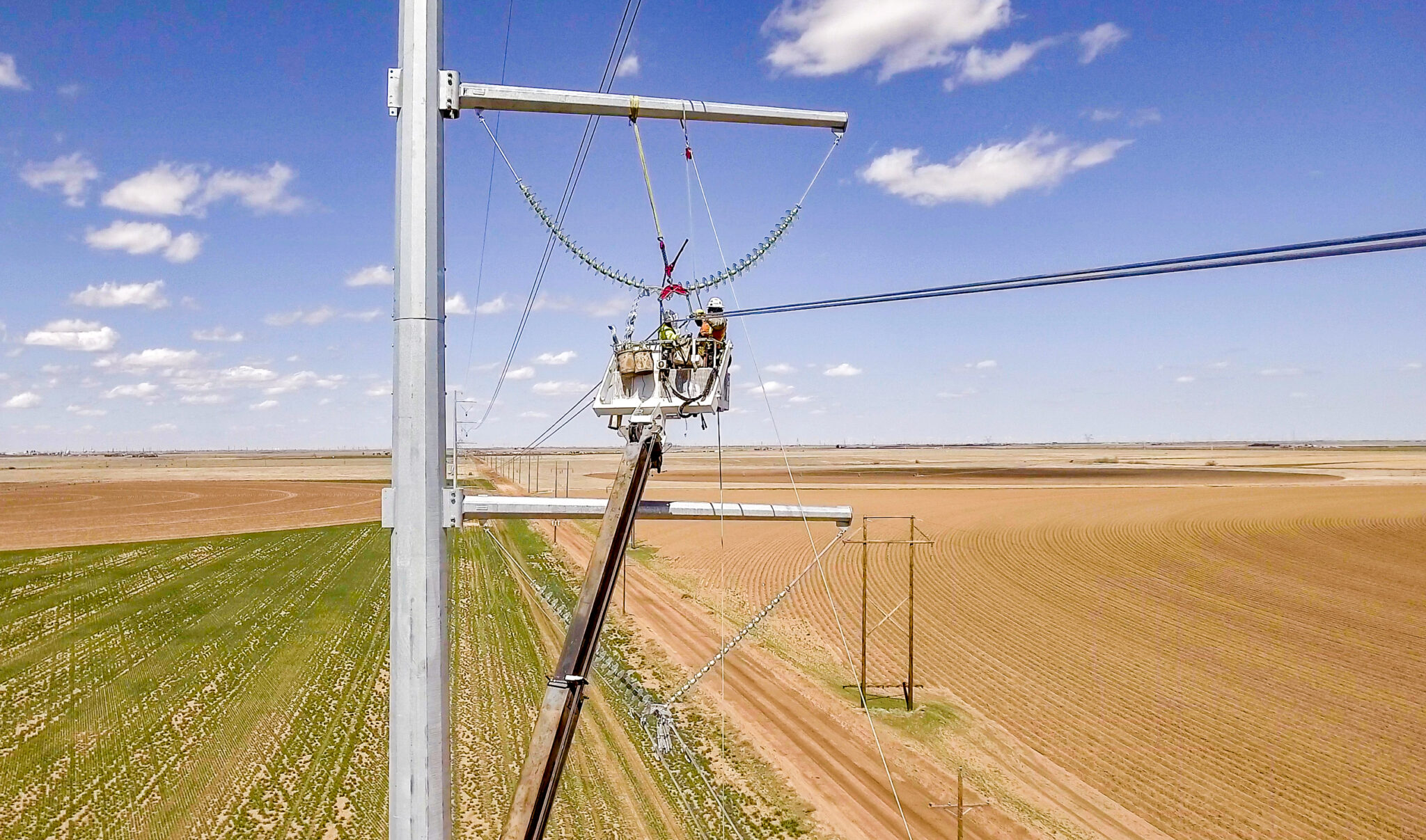 Transmission Construction | High-Voltage Powerlines
